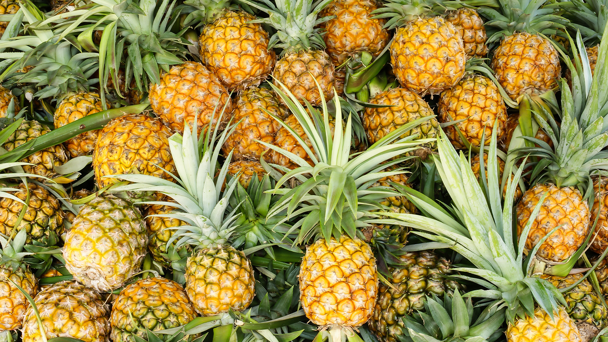 Does Pineapple Juice Help You Lose Weight? (What You Need To Know ...